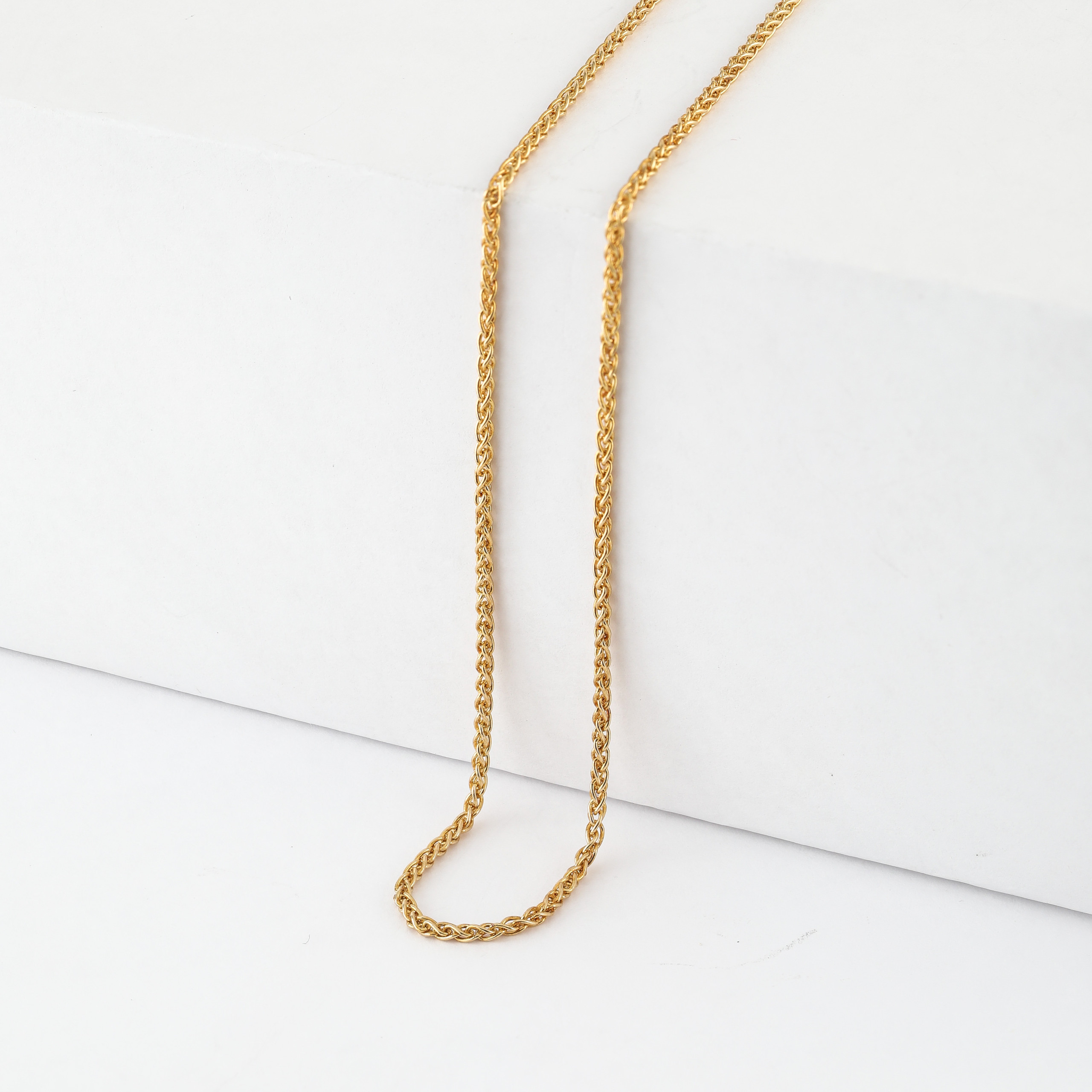 Shop our 18 Carat Yellow Gold Spiga Chain for Women
