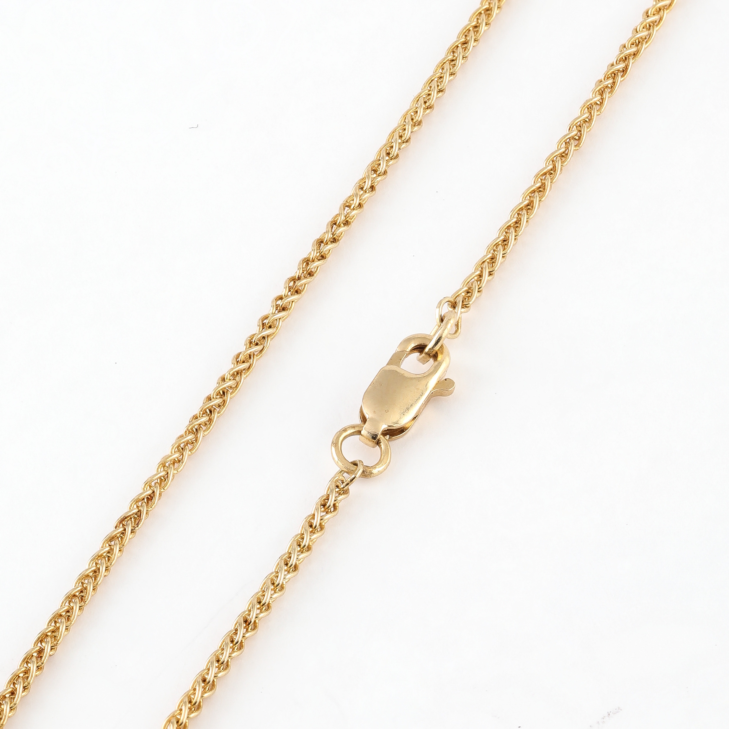 Shop our 18 Carat Yellow Gold Spiga Chain for Women