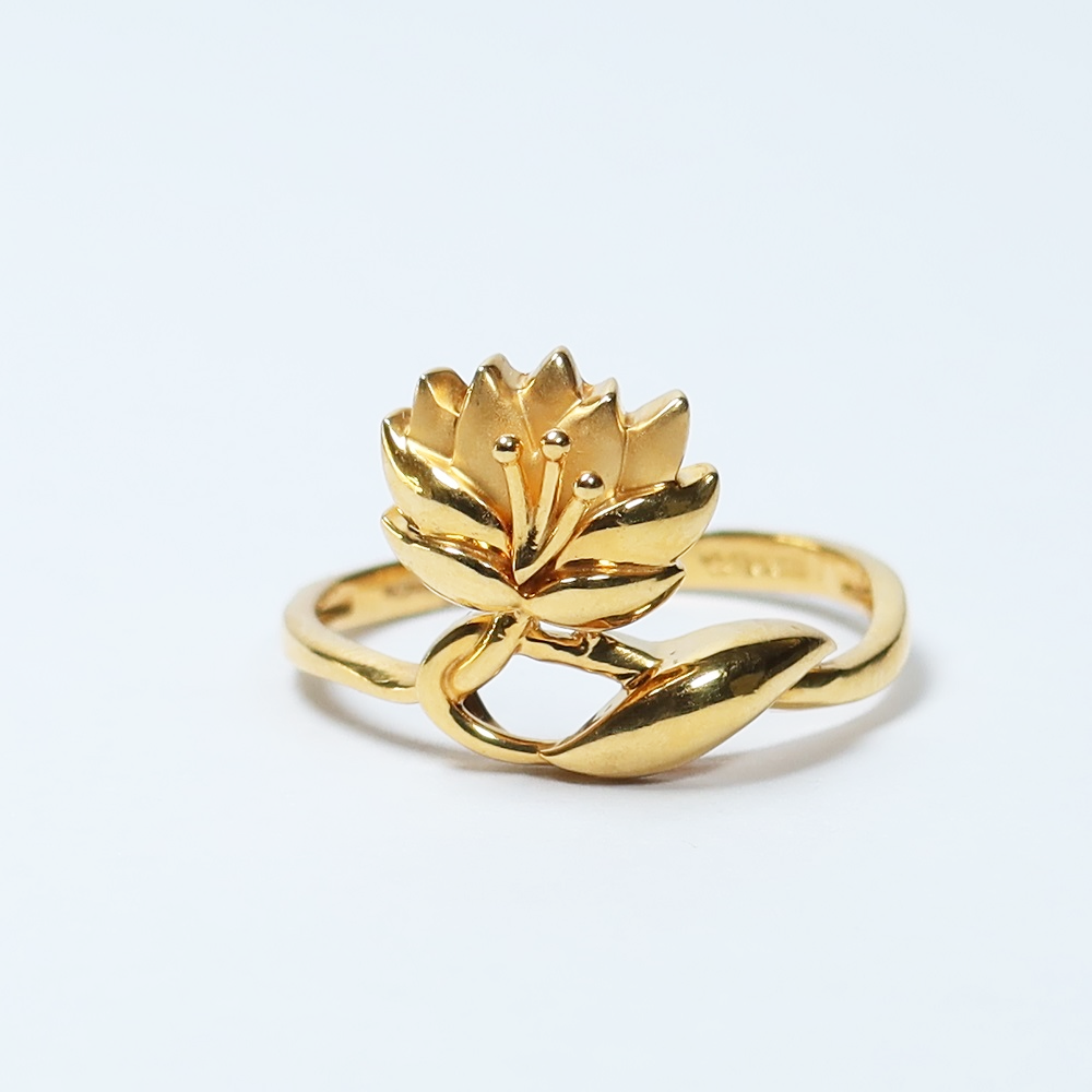 Buy 22ct Gold Fancy Lotus Design Ring | purejewels.com