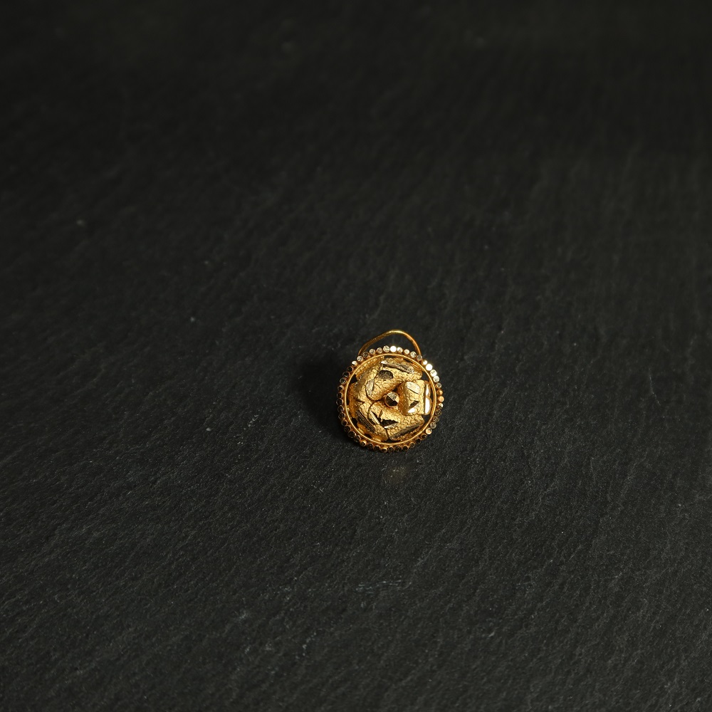 Buy 22ct Gold Handcrafted Bridal Nose Pin at PureJewels